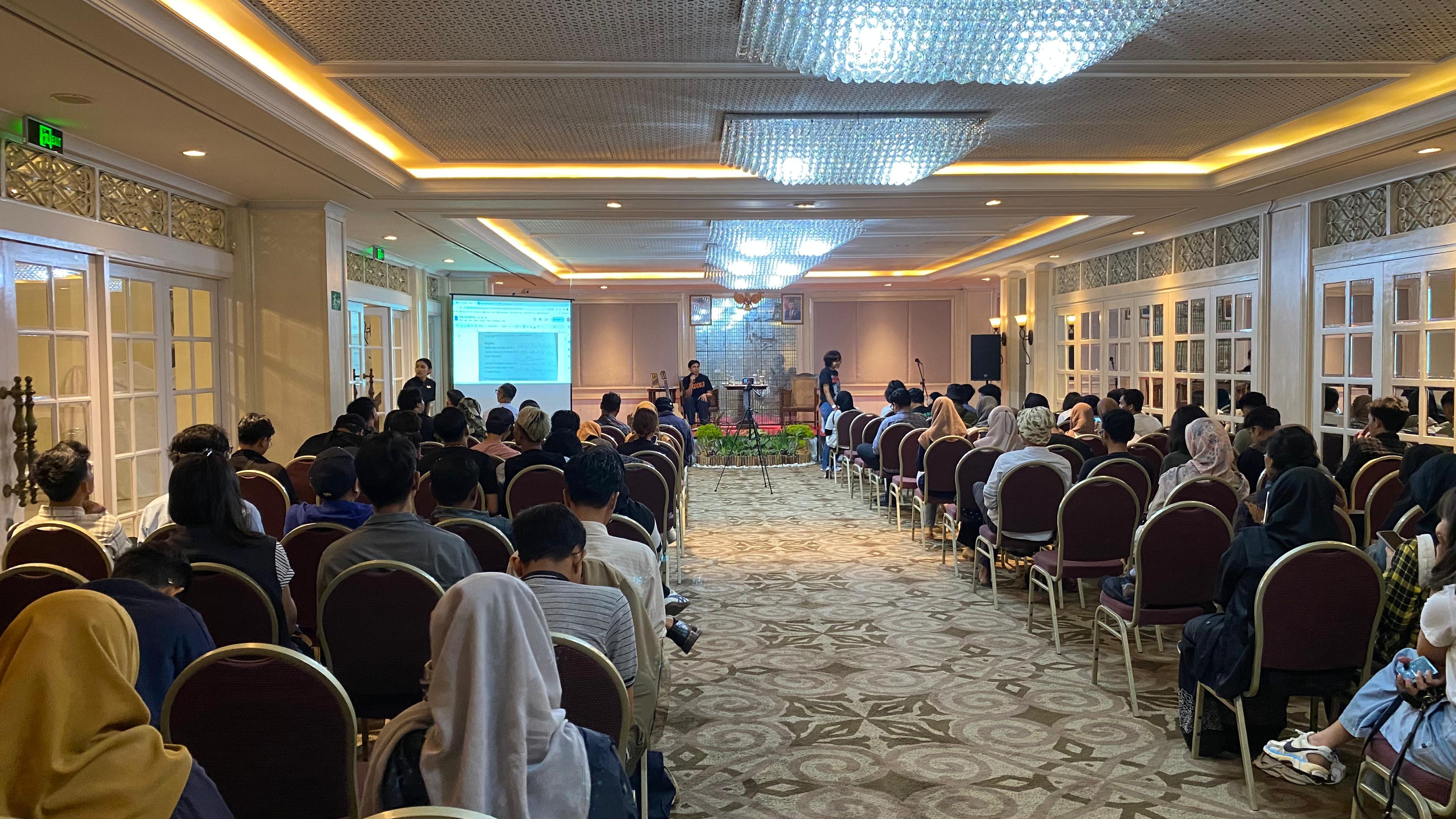 Gelar Wicara Penulisan Lirik Lagu Bersama Ananda Badudu